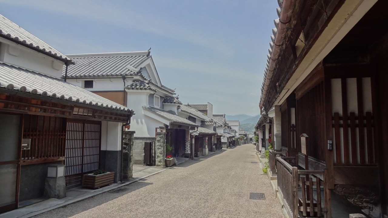 徳島の「うだつの町並み」を散策しよう!みどころ&グルメスポット Icotto(イコット)