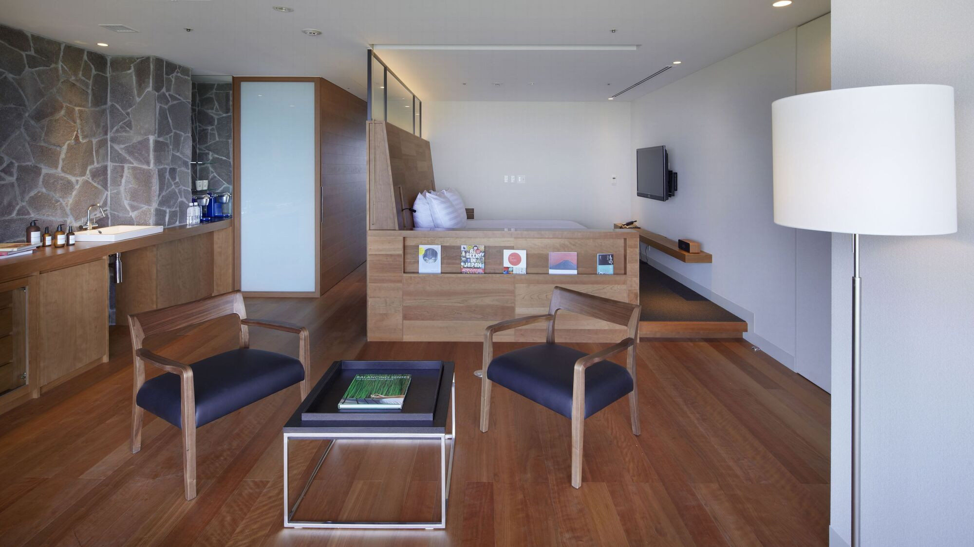 【福岡】ハイセンスな街で泊まりたい！感性が磨かれるおしゃれホテル10選 | icotto（イコット）