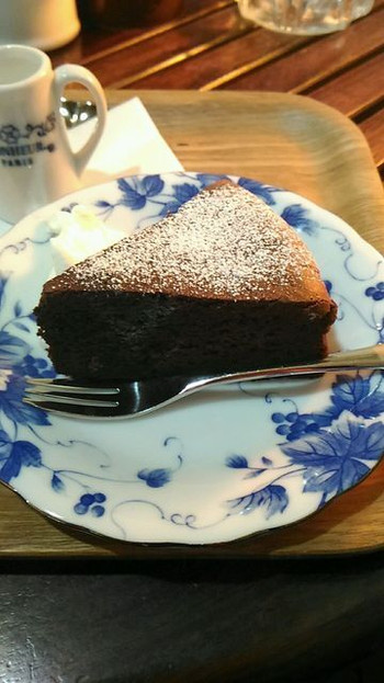 信濃町でゆったり過ごせるカフェはココ！人気のお店6選 | icotto（イコット）